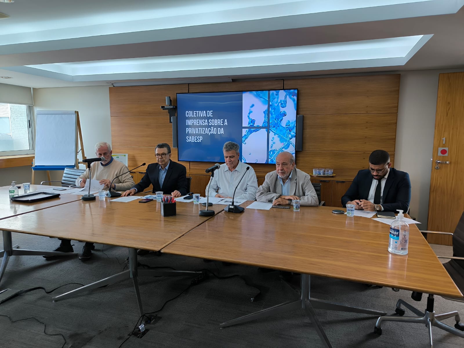 APU presente em coletiva sobre a privatização da Sabesp - APU - Uma ...